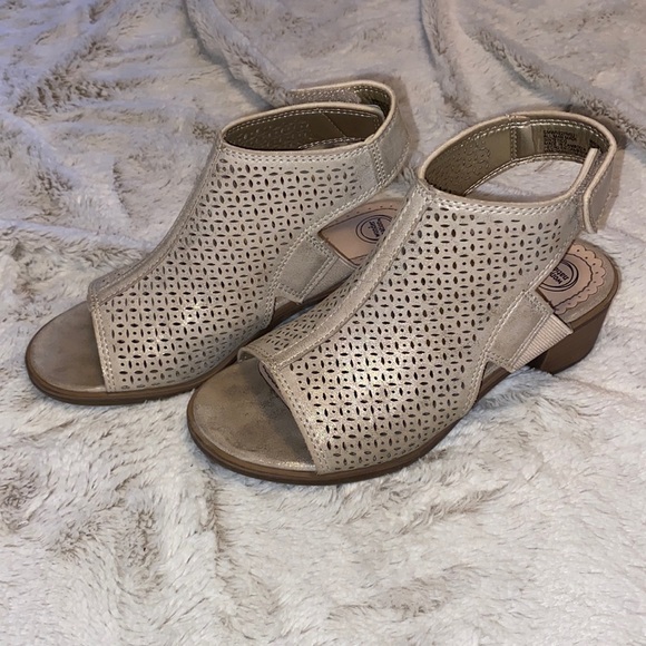 Shoes | Girls Open Toe Wedges | Poshmark